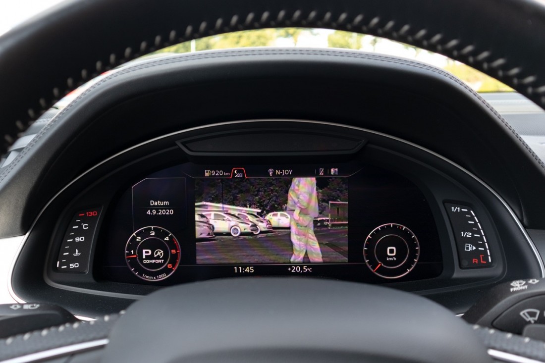 Night vision för Audi Q7 (mörkerkamera / värmekamera)